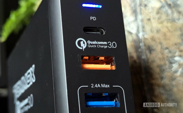 The ultimate list of phones that support 3rd party fast charging solutions