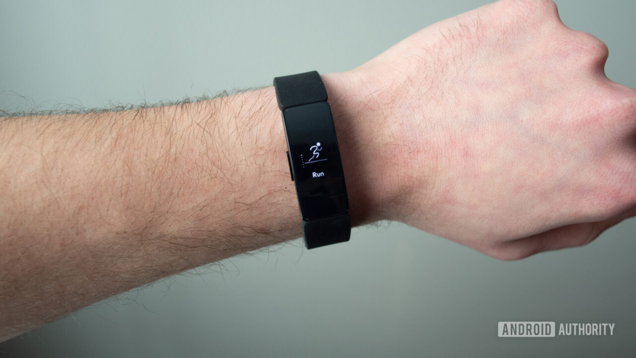 Fitbit Inspire HR review: Is it worth buying? - Android Authority
