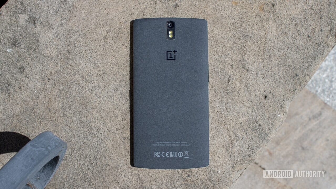 OnePlus One with a Pie-based ROM: Does it change much?