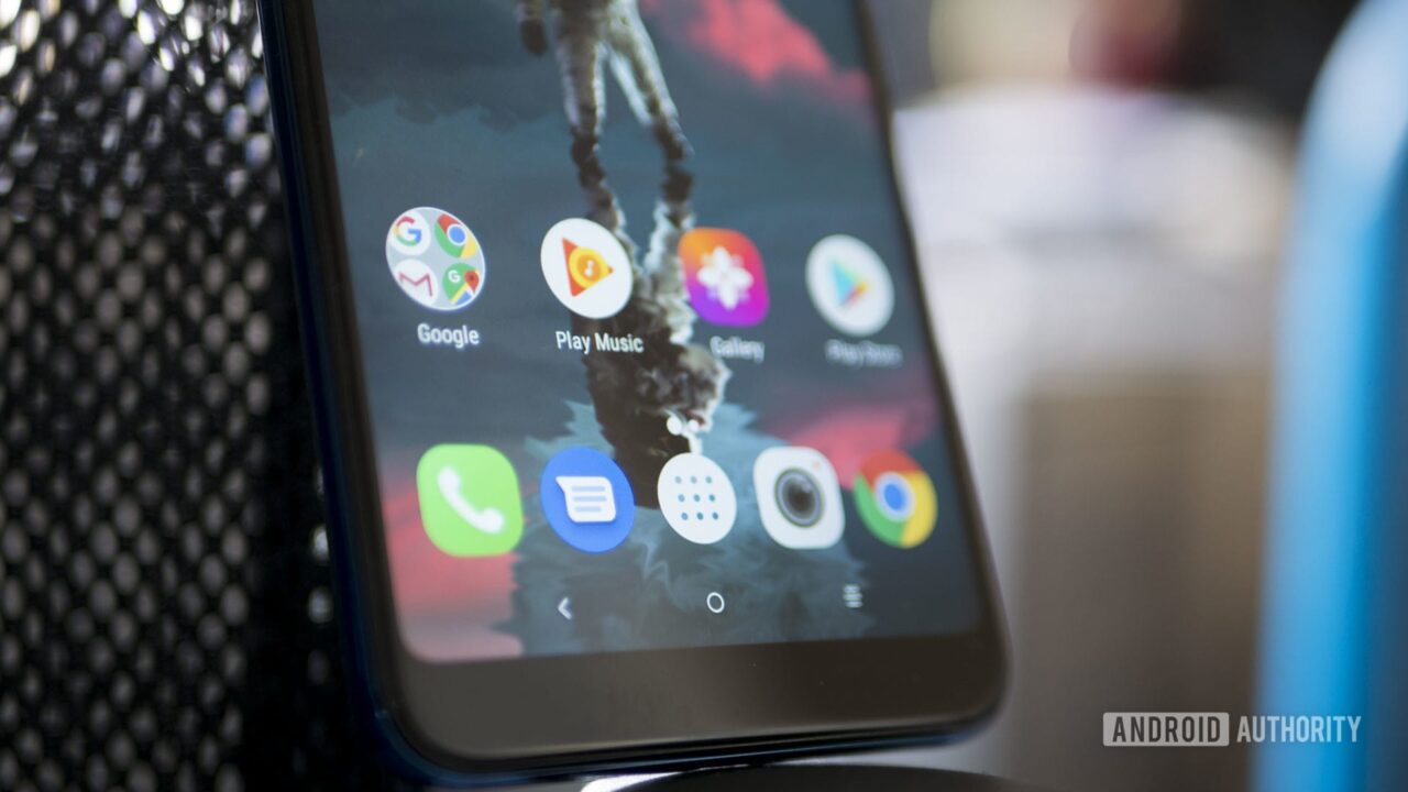 Alcatel 3 review: Extremely average - Android Authority