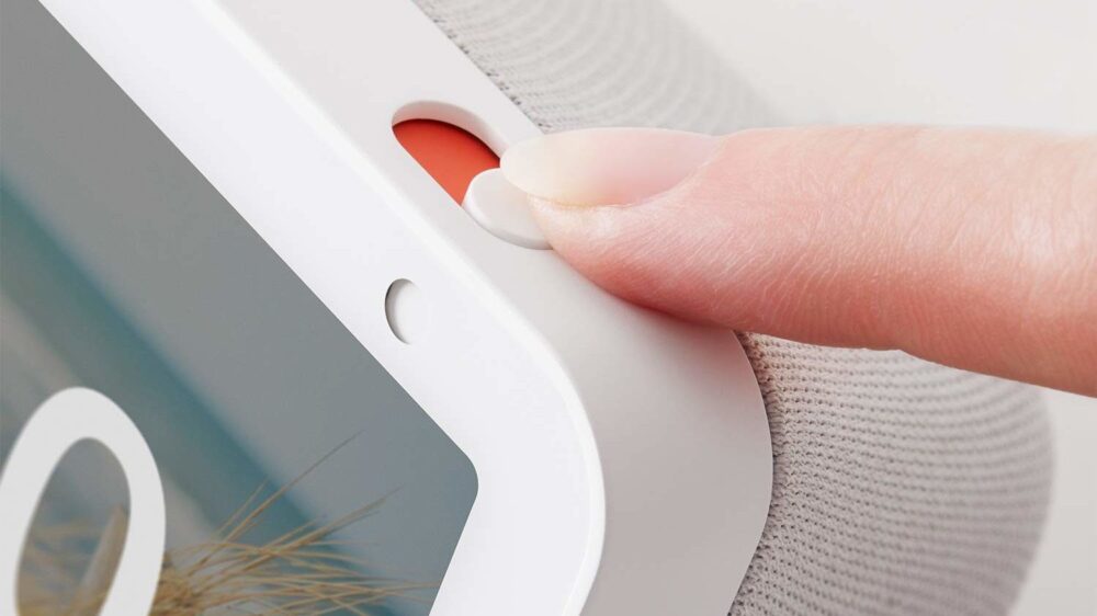 Amazon Echo Show 5 takes on the Nest Hub, brings a smart display to ...