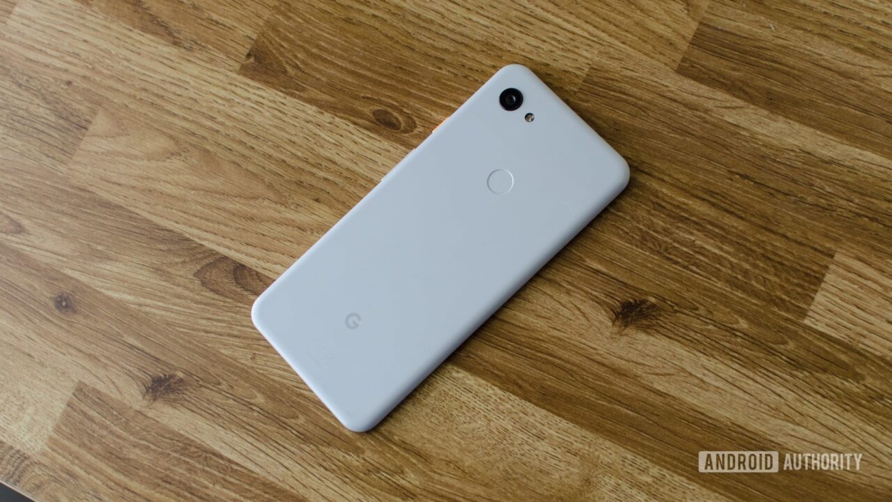 Download the Google Pixel 3a and 3a XL wallpaper at full resolution