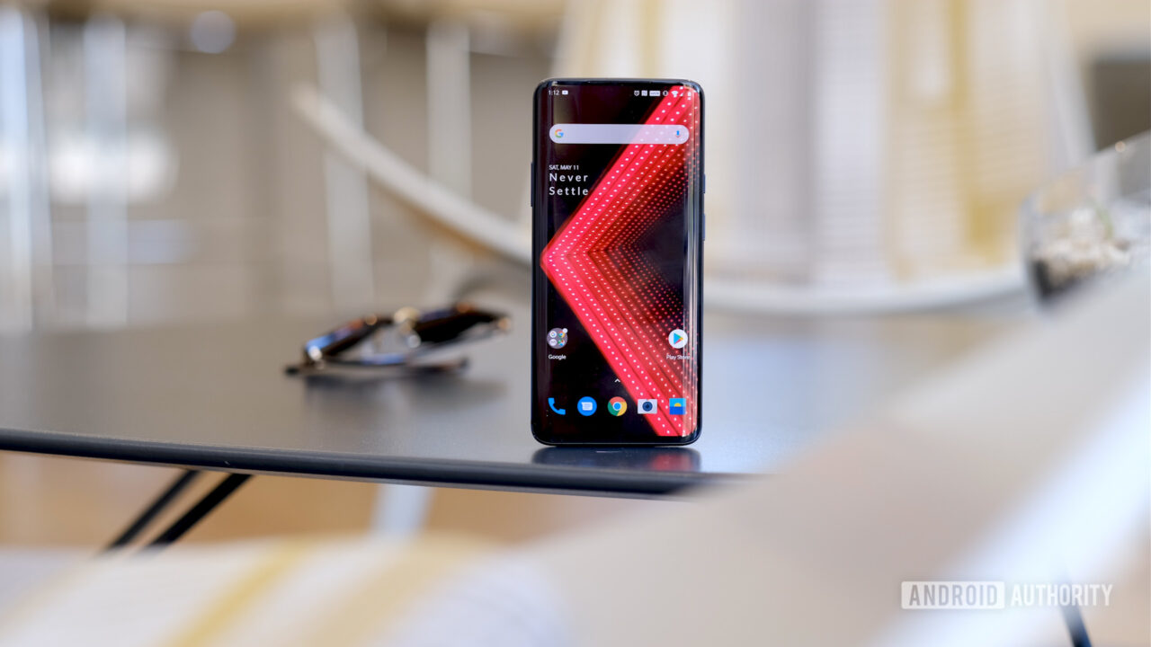 OnePlus 7 vs OnePlus 7 Pro specs: Here's how they compare - Android ...