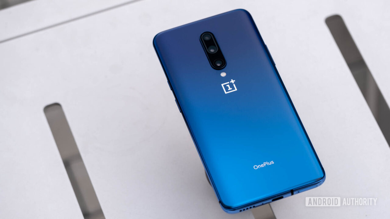 OnePlus 7 Pro and regular 7 get Android 10 open betas - Android Authority