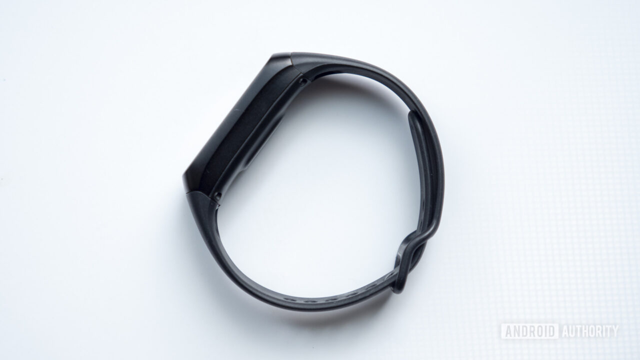 Samsung Galaxy Fit review: Is Samsung's cheap fitness tracker worth it?