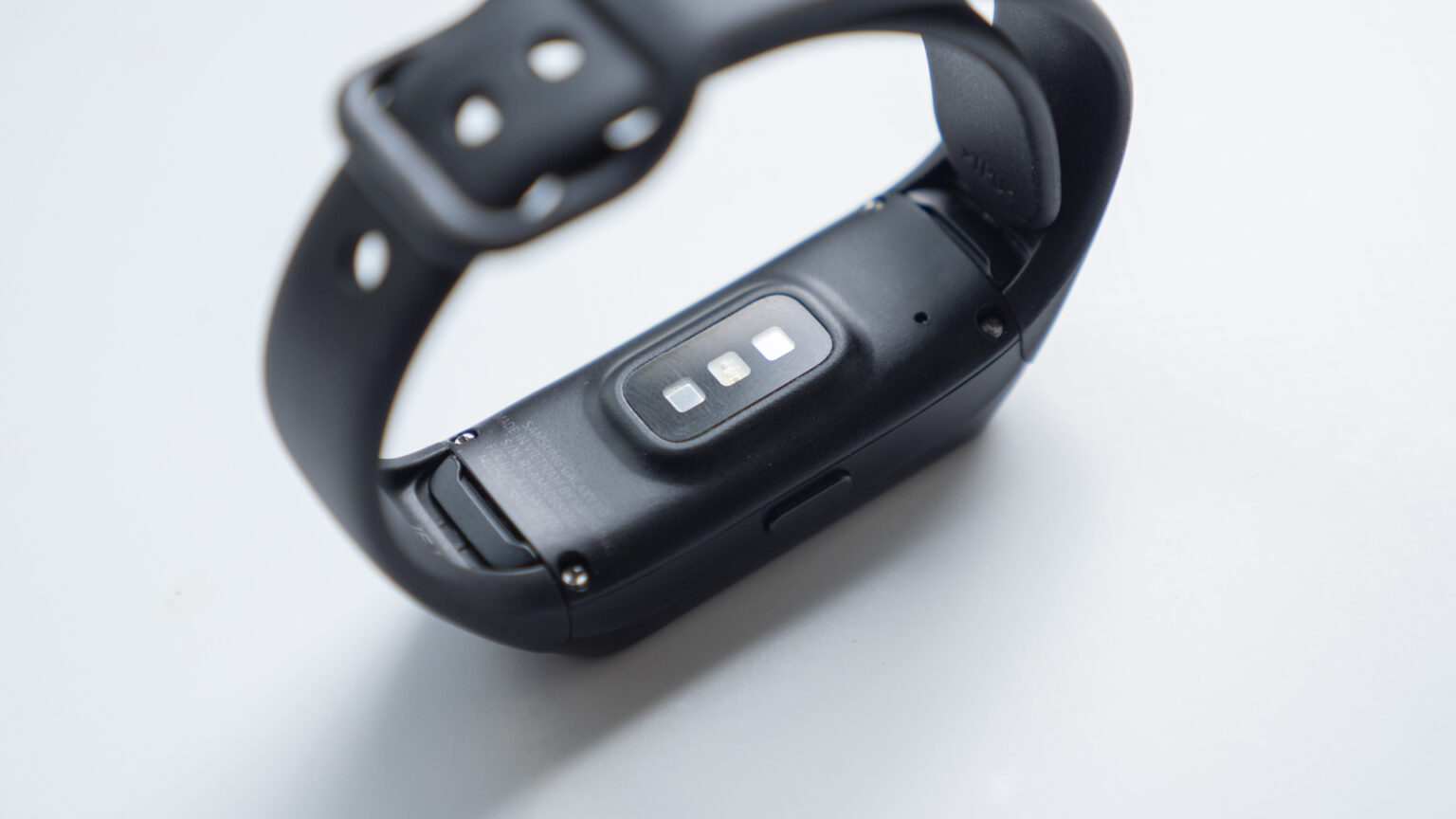 Samsung Galaxy Fit review: Is Samsung's cheap fitness tracker worth it?