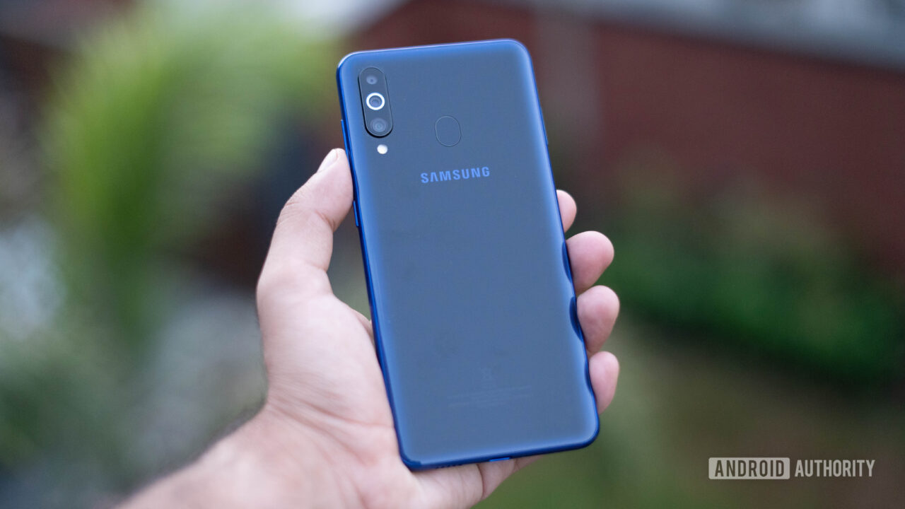 Samsung Galaxy M40 announced with triple cameras - Android Authority