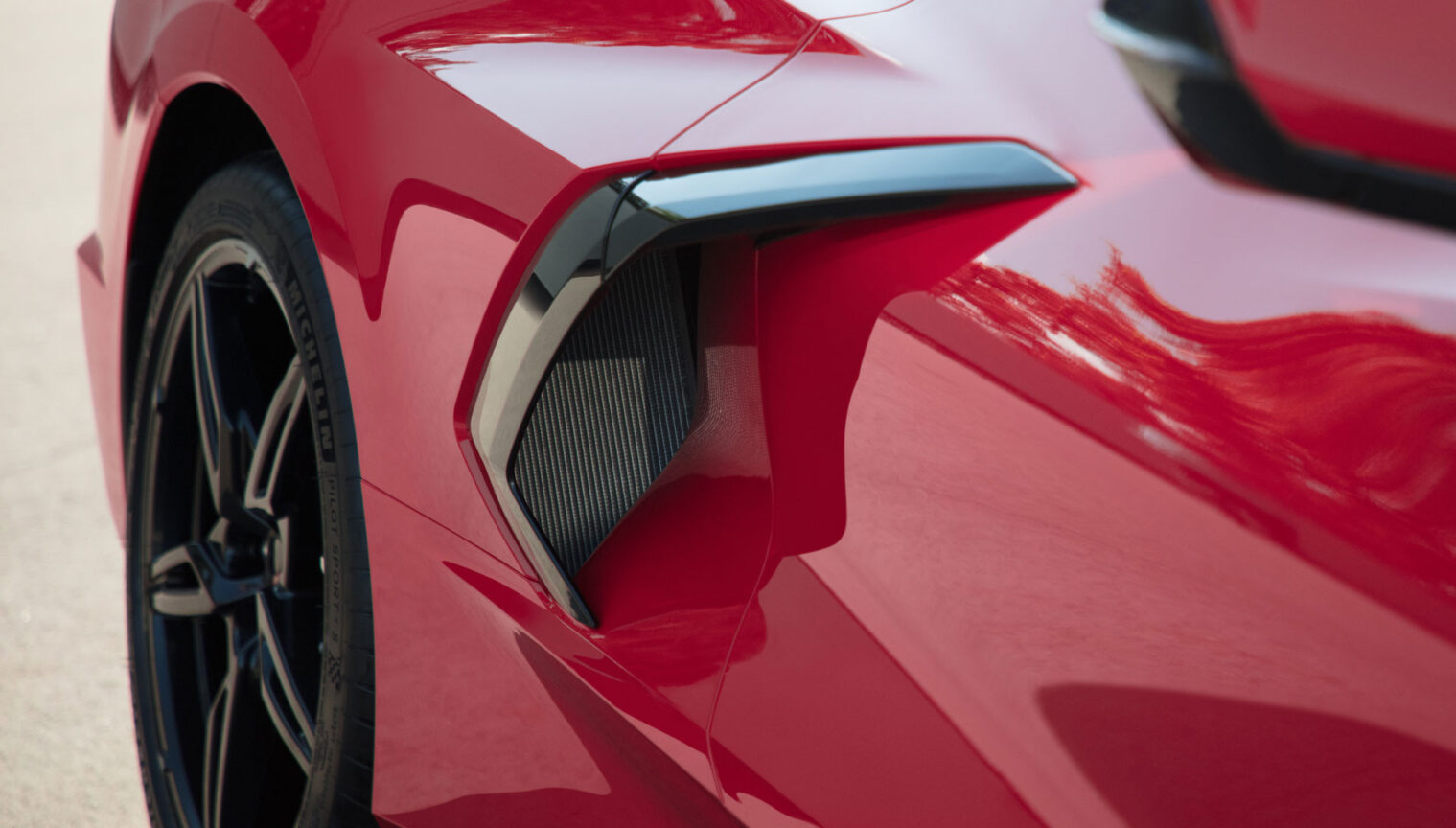 Chevy's 2020 Corvette features Android Auto, NFC pairing, and 495hp