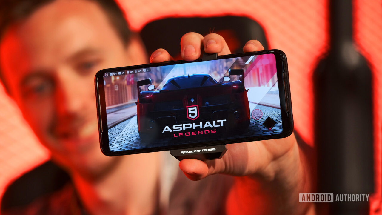 ASUS ROG Phone 2 hands-on: Overkill - Android Authority
