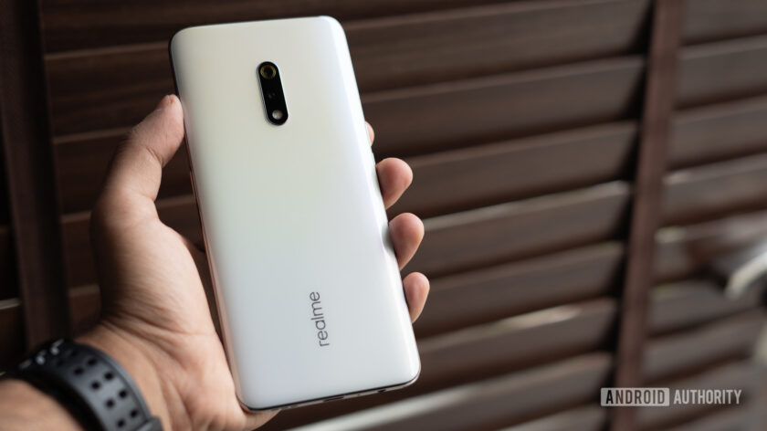 realme X review: X marks the spot - Android Authority