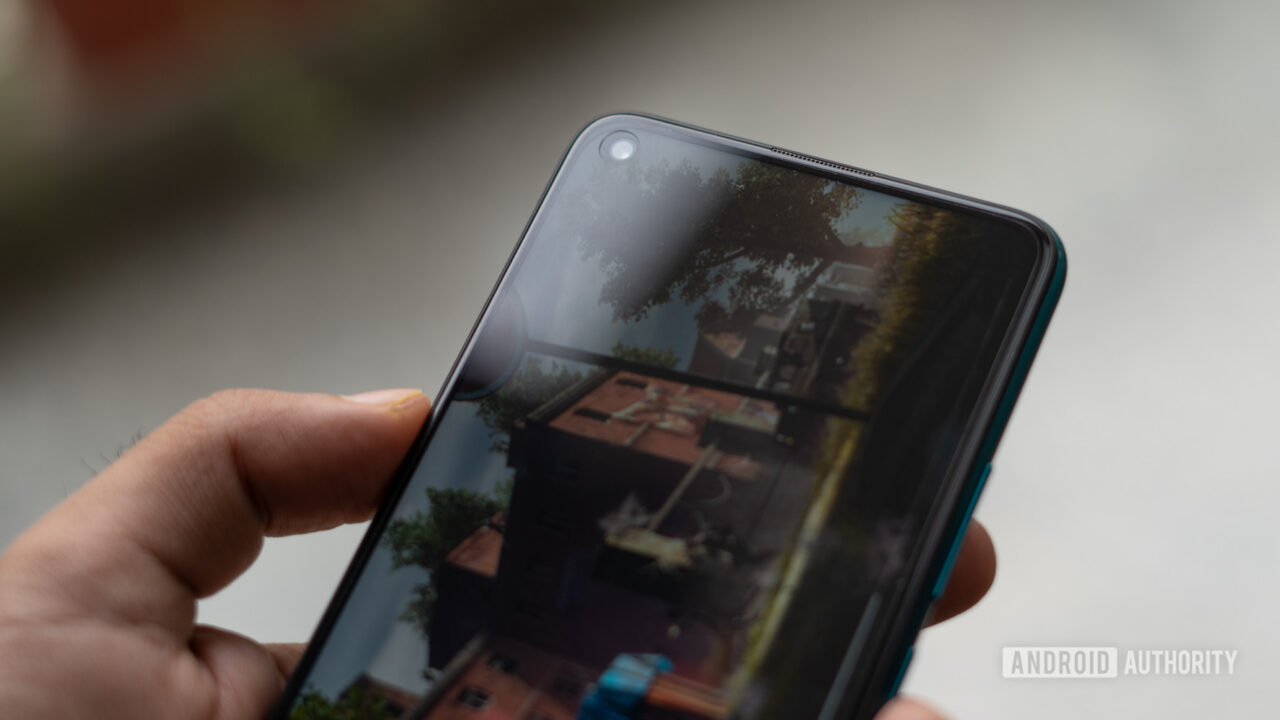 vivo thinks four punch holes might be better than one