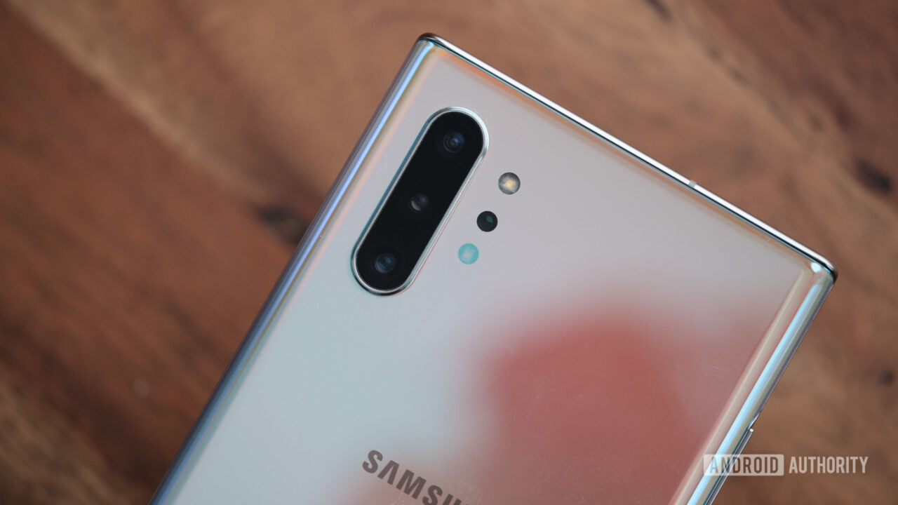 Samsung Galaxy Note 10 Plus vs Apple iPhone 11 Pro camera comparison