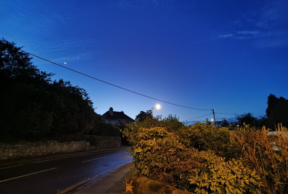 HUAWEI Mate 30 Pro review: The forbidden fruit - Android Authority