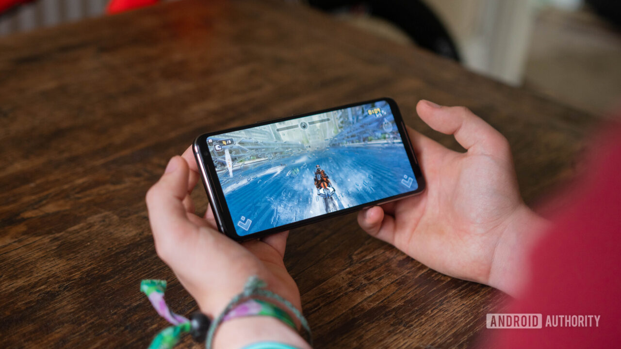 ASUS ROG Phone 2 review: Somebody finally nailed the gaming phone ...