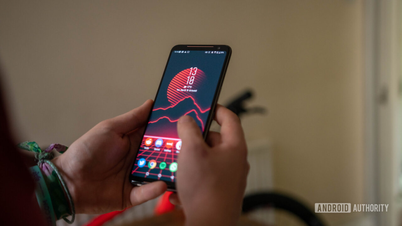 ASUS ROG Phone 2 review: Somebody finally nailed the gaming phone ...