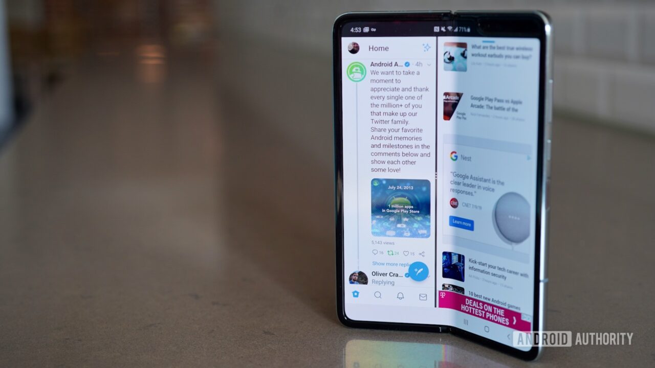 Samsung Galaxy Fold update brings Galaxy Note 10 camera features