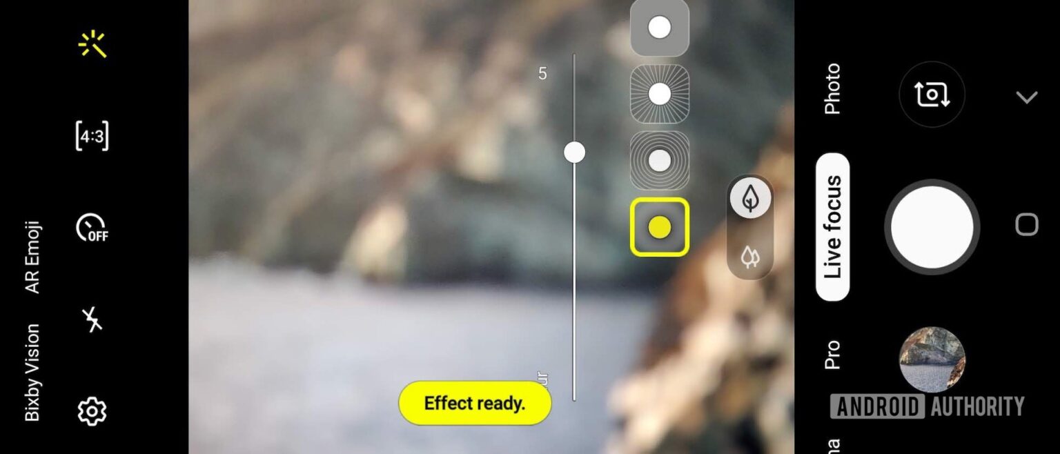 Ongoing Samsung Galaxy Fold review: Day 3 - Core capabilities tested