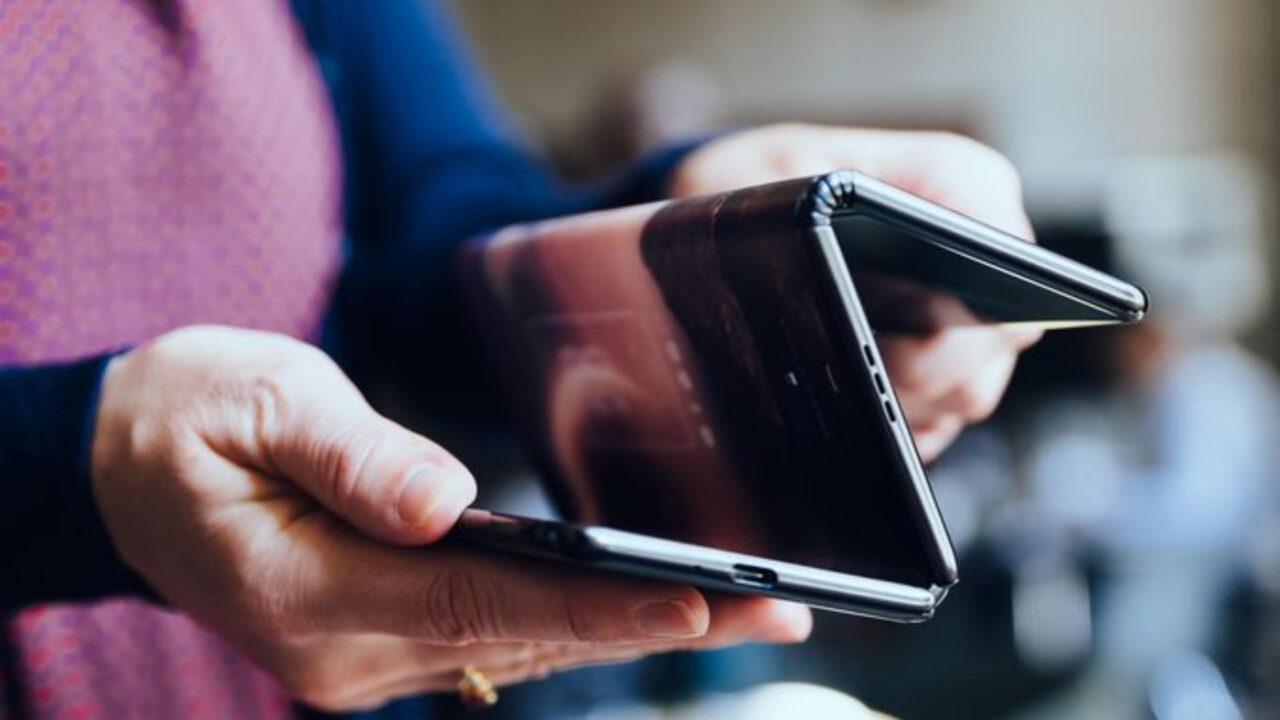 TCL shows off new zigzag foldable smartphone prototype