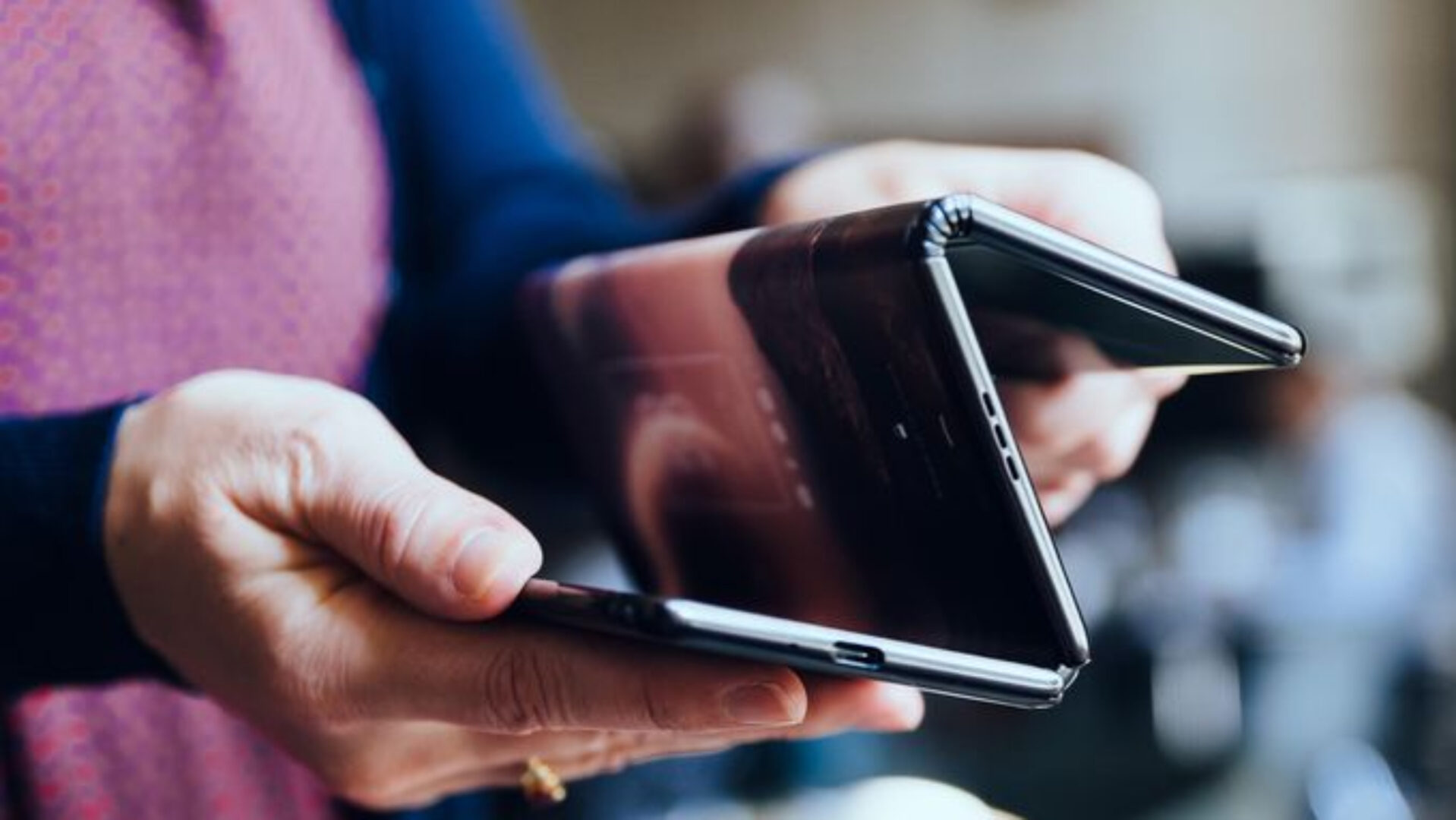 TCL shows off new zigzag foldable smartphone prototype