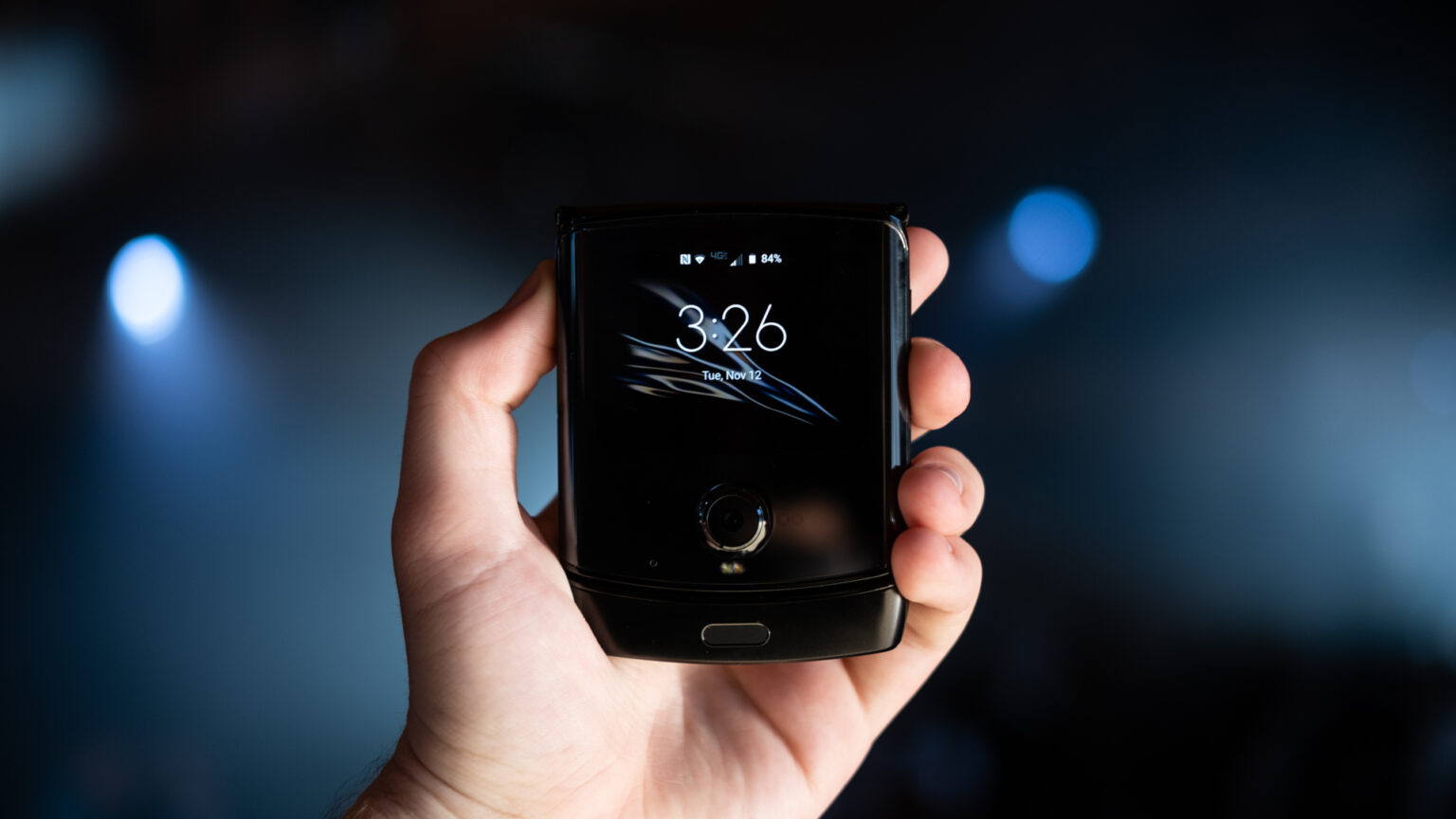 Motorola Razr vs Galaxy Fold comparison: Which is better? - Android ...