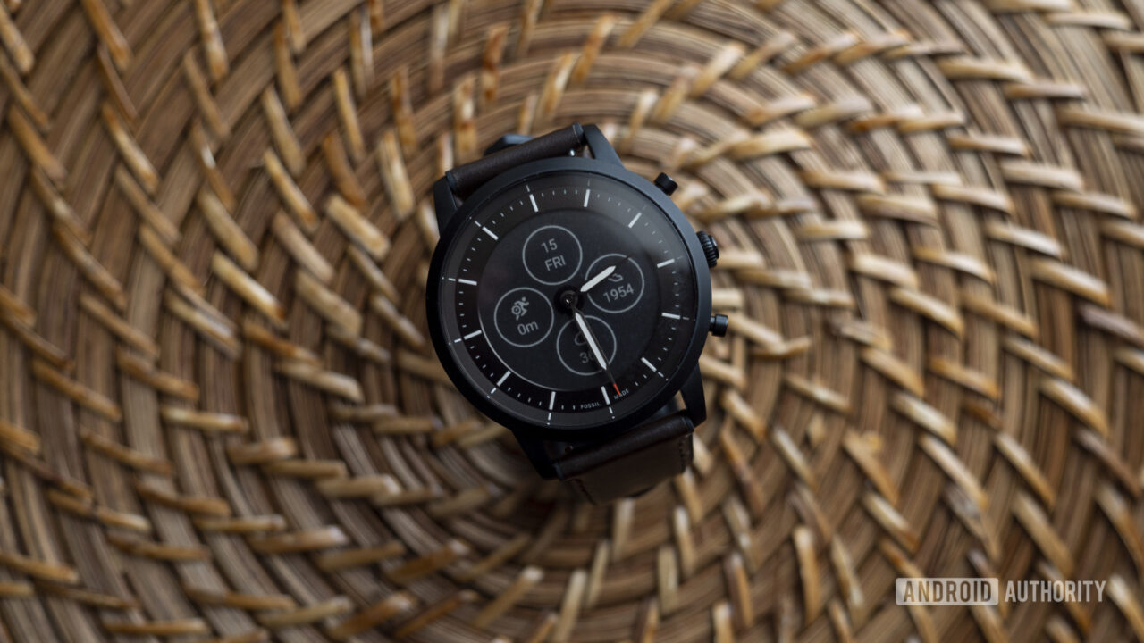 Fossil Hybrid HR review: A beautifully flawed smartwatch