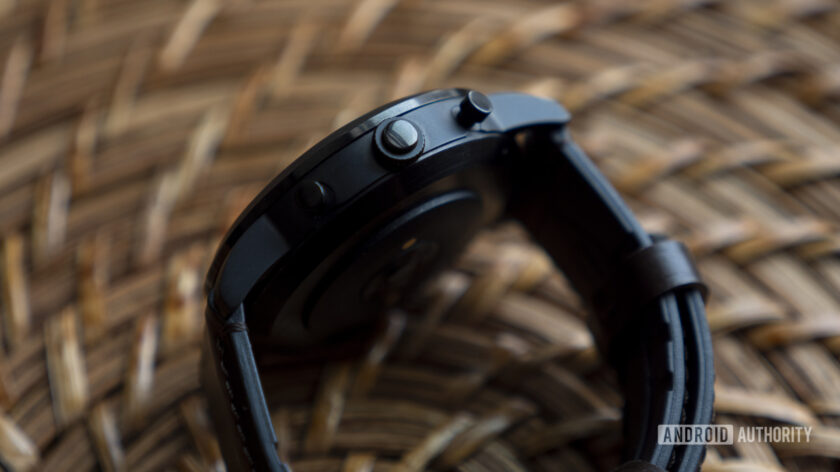 Fossil Hybrid HR review: A beautifully flawed smartwatch