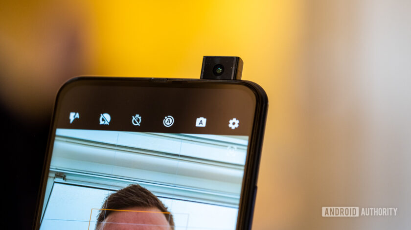 RIP pop-up selfie cameras. We hardly knew ye. - Android Authority