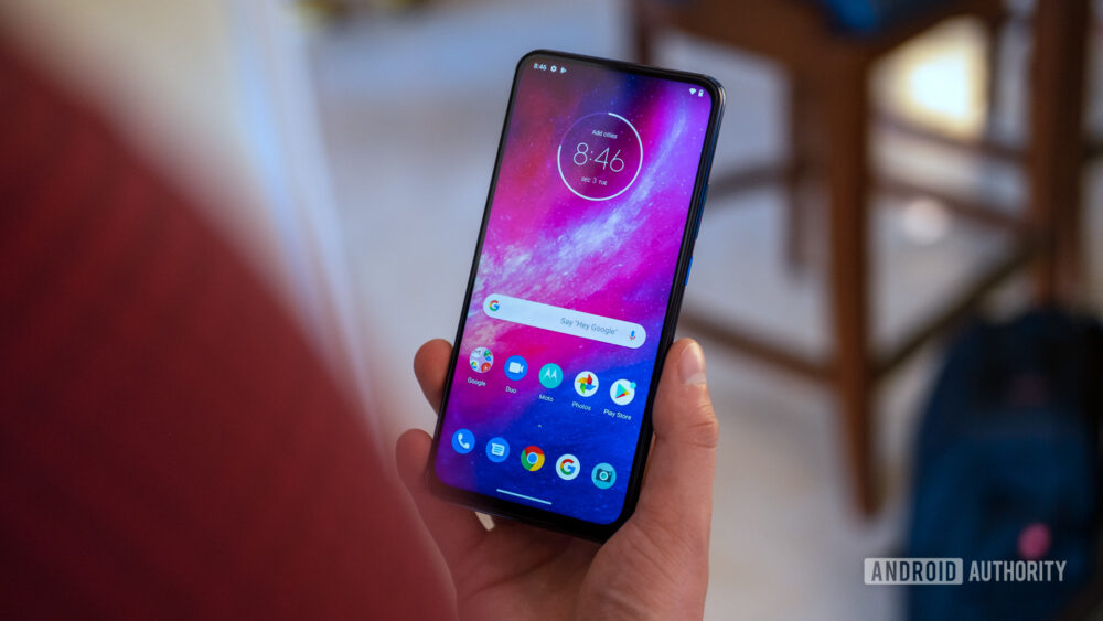 Motorola One Hyper hands-on: 64MP camera, 45W charging, and pop-up ...