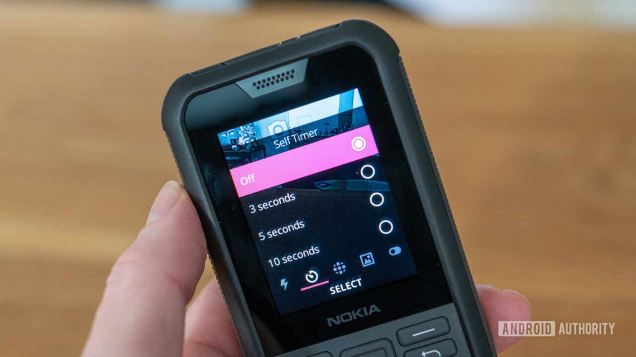 Nokia 800 Tough review: The new indestructible Nokia