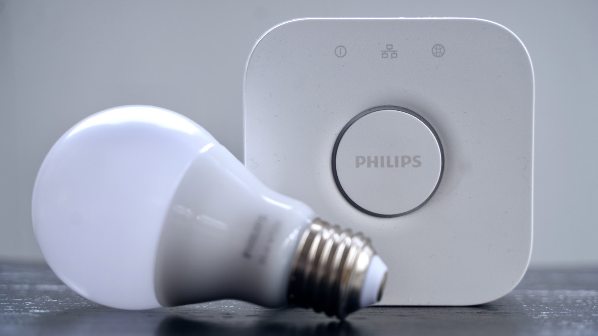 AA Recommends: These are the smart lighting brands you want - Android ...
