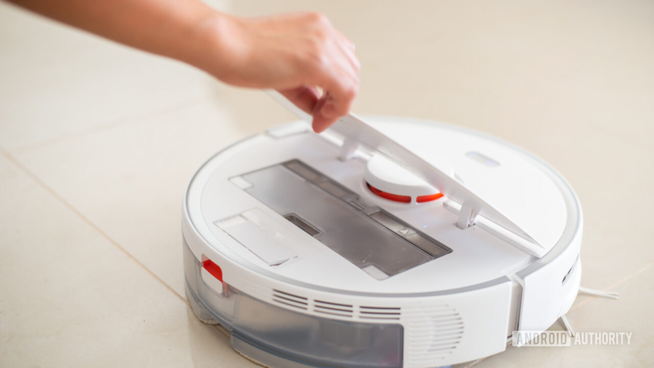 Roborock S5 Max robot vacuum review - Android Authority