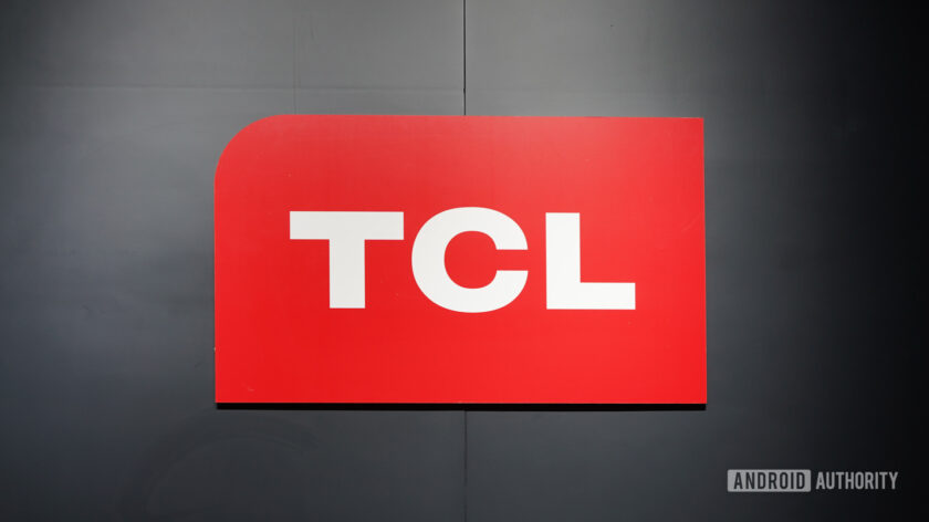 TCL launches two new 30-series phones for the US (Updated: Pricing)
