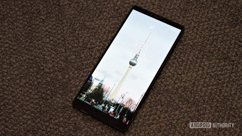 Carbon 1 Mk II review: Incredibly light alternative - Android Authority