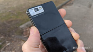 The 2006 LG Prada was the first capacitive touchscreen phone