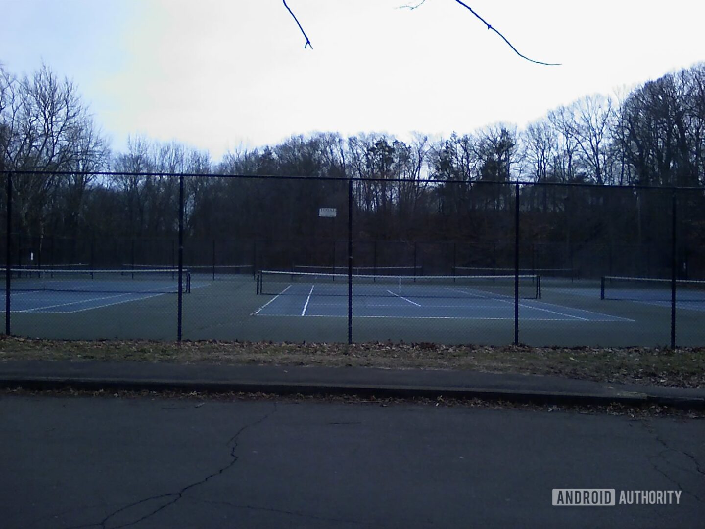 The 2006 LG Prada was the first capacitive touchscreen phone