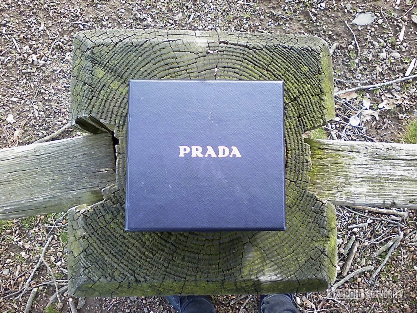 The 2006 LG Prada was the first capacitive touchscreen phone