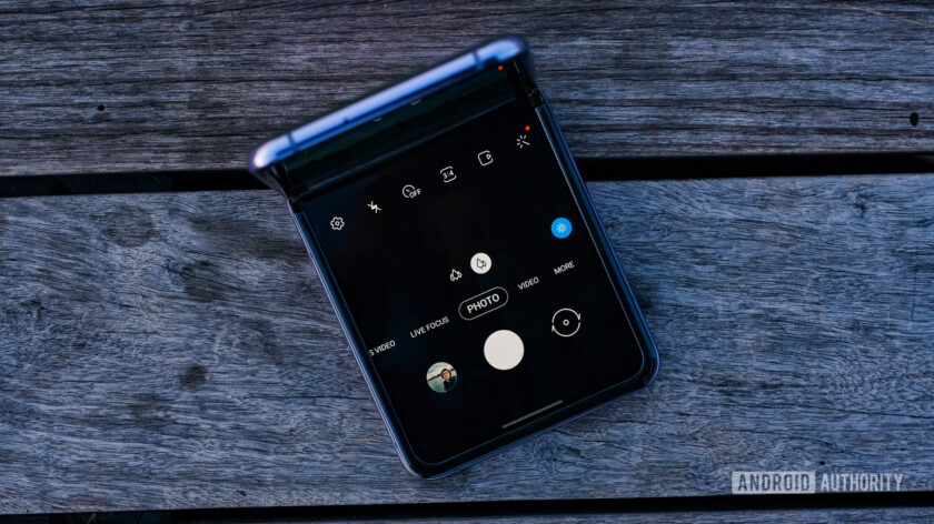 Samsung Galaxy Z Flip review: Love for all the wrong reasons