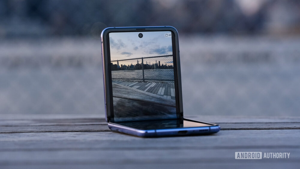 Samsung Galaxy Z Flip review: Love for all the wrong reasons