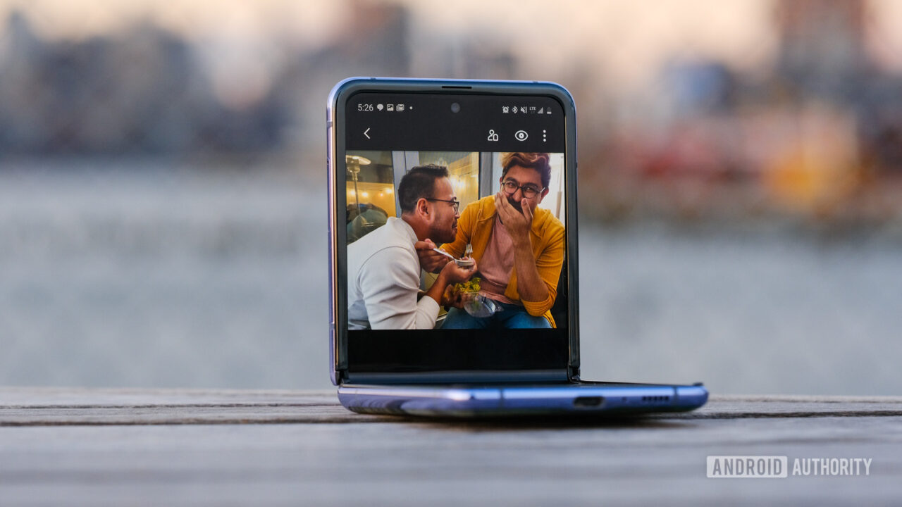 Samsung Galaxy Z Flip review: Love for all the wrong reasons