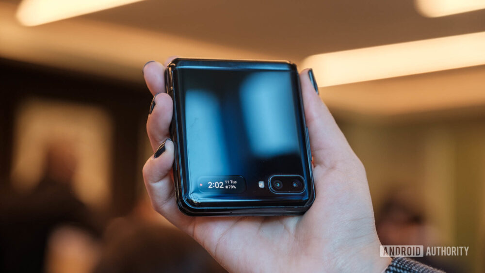 Samsung Galaxy Z Flip: All the details on the foldable - Android Authority