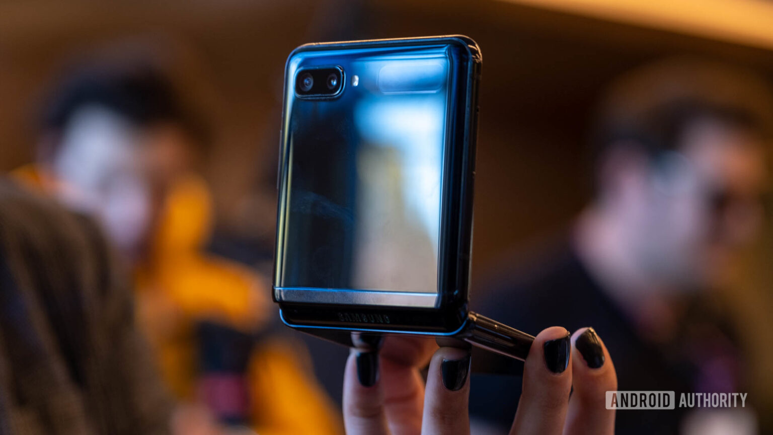 Samsung Galaxy Z Flip specs: Snapdragon 855 Plus, 8GB of RAM, more