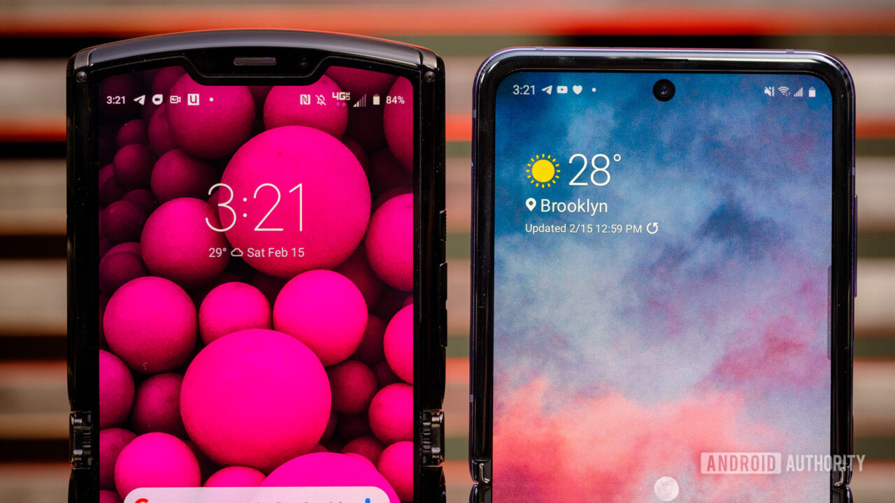 Samsung Galaxy Z Flip vs Motorola Razr: An easy choice - Android Authority