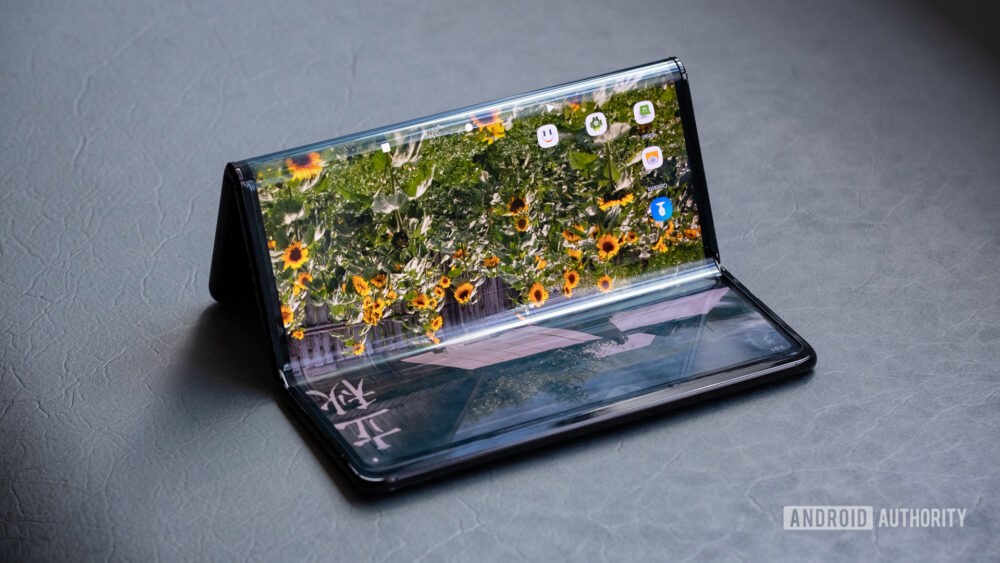 TCL's rollable concept phone is magical - Android Authority