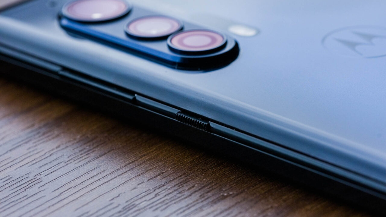 Motorola Edge Plus hands-on: Back in the game - Android Authority