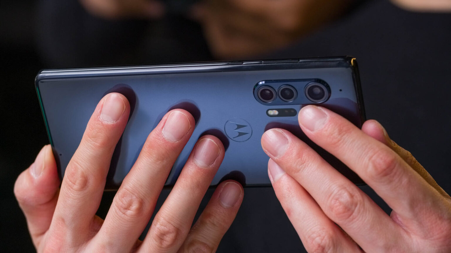 Poll: Do you use your phone in landscape orientation? - Android Authority