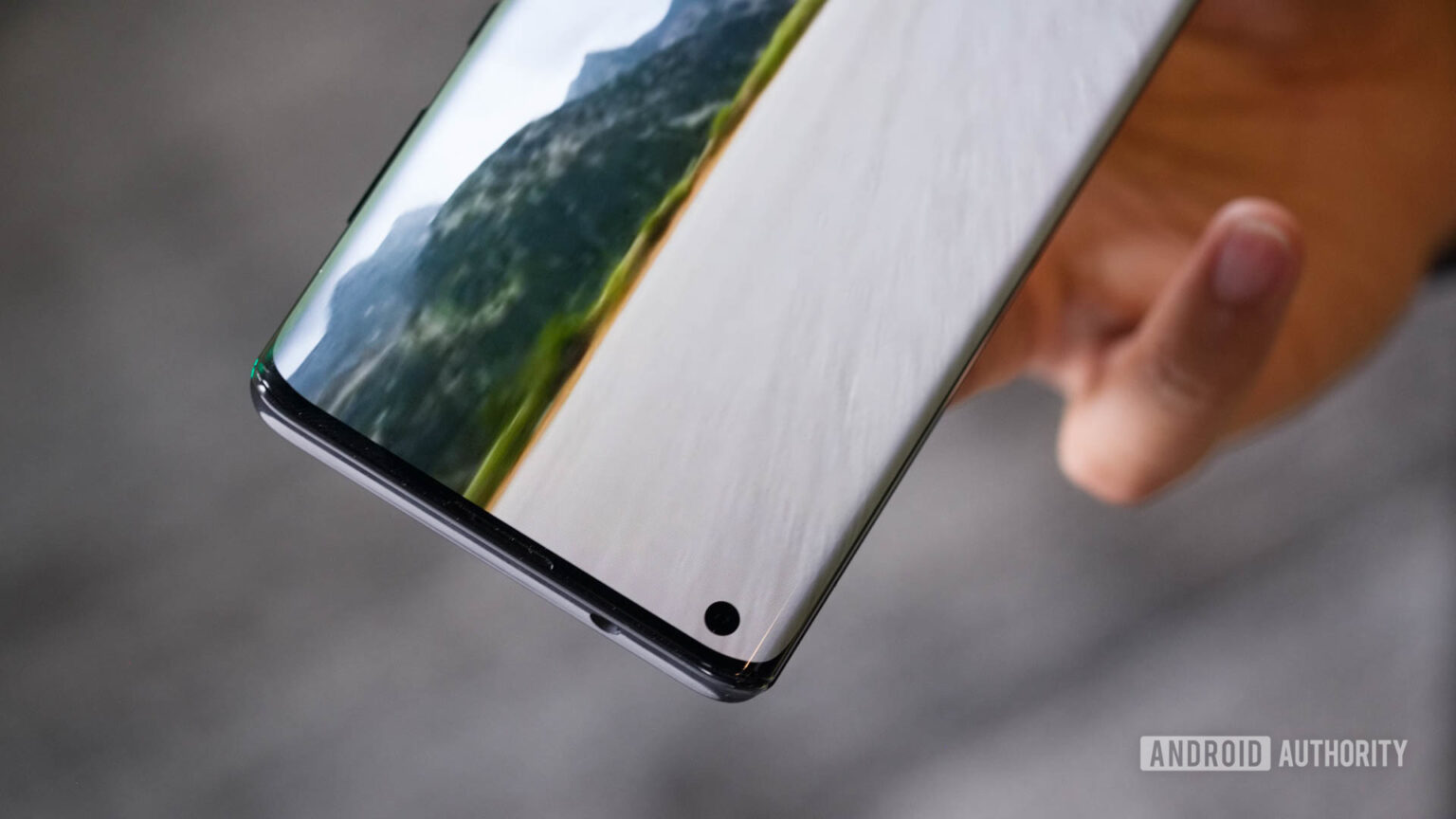 Motorola Edge and Motorola Edge Plus: Price details - Android Authority