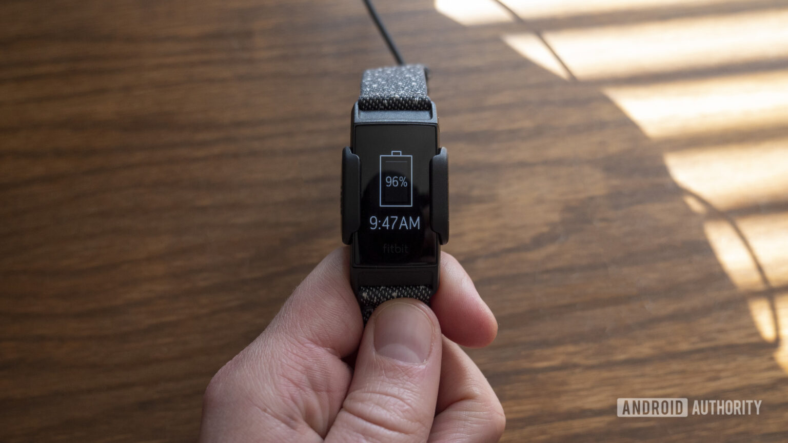 Fitbit not charging? Here's 6 easy fixes you can try - Android Authority