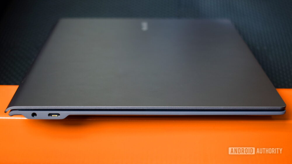 Samsung Galaxy Book S review: a laptop learning from smartphones