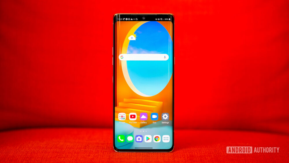 POLED vs AMOLED: Which one is better?