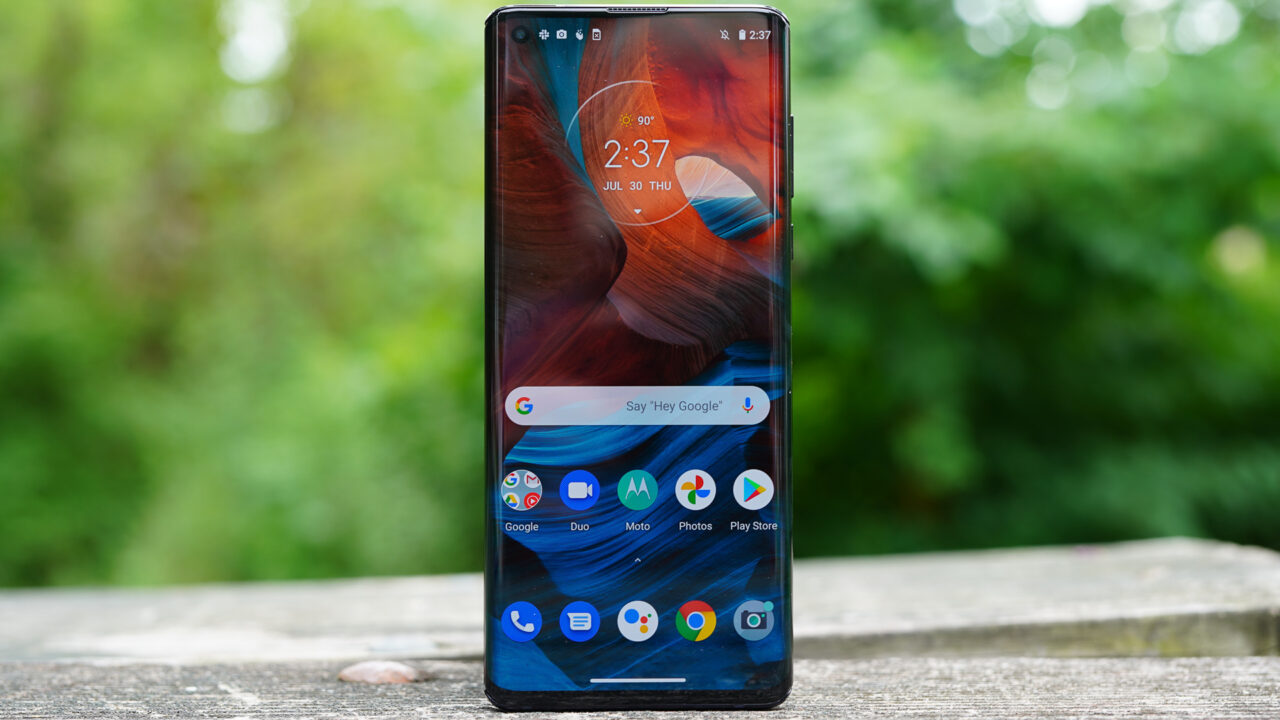 Motorola team-up will bring over-the-air wireless power to smartphones ...